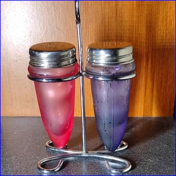 homemade | Kitchen | Vintage Painted Glass Salt And Pepper Shakers In ...